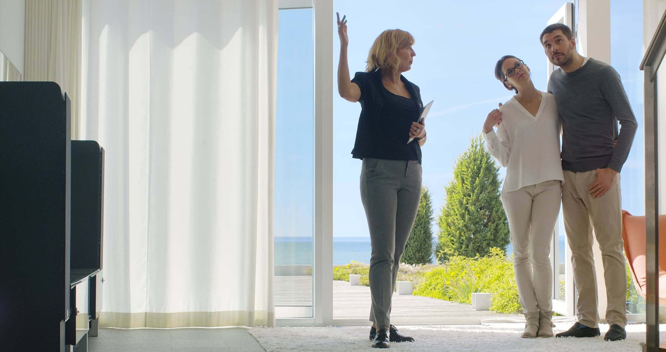 How to avoid becoming overleveraged when investing in real estate