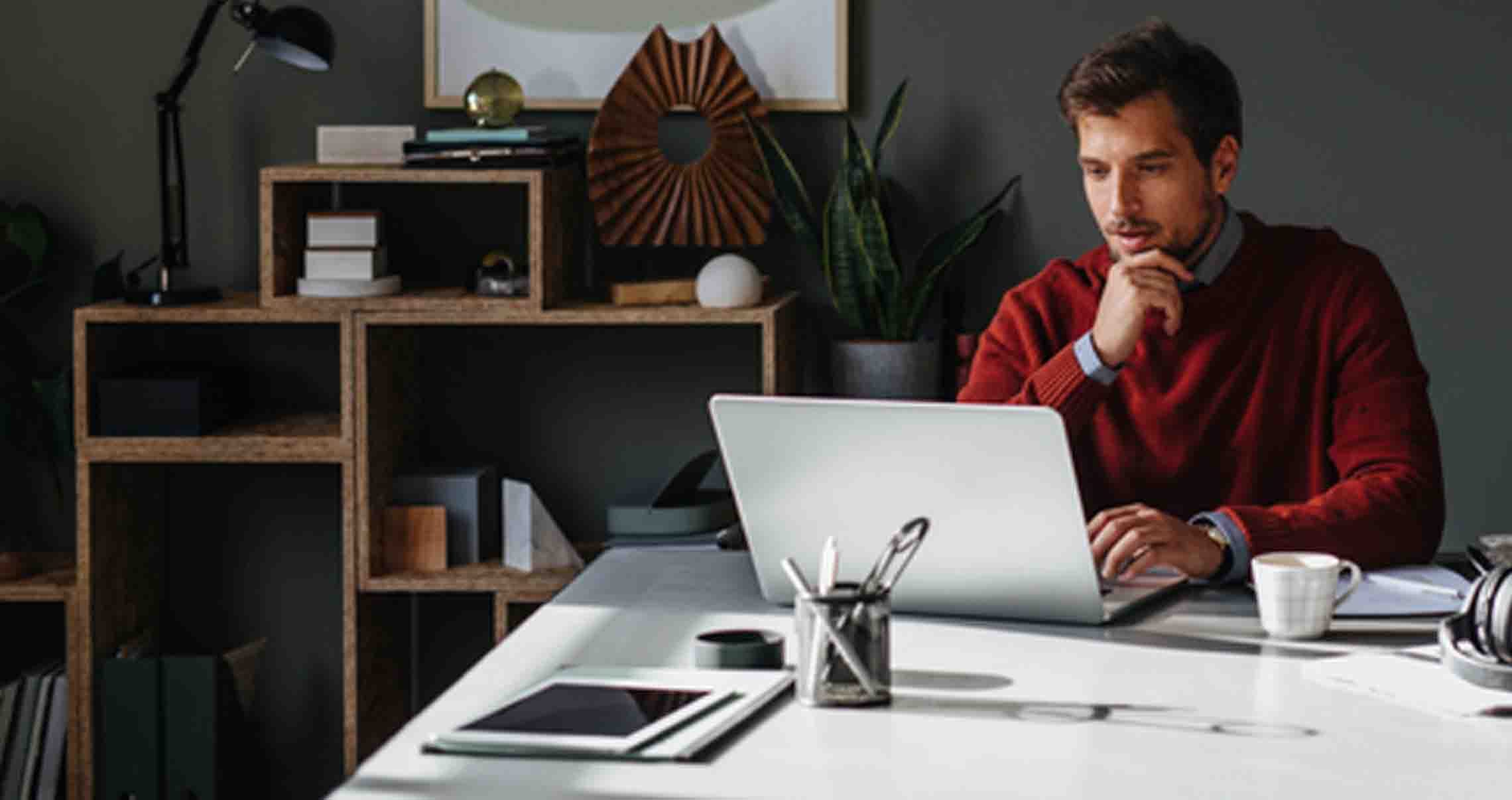 How does a rollover IRA work?